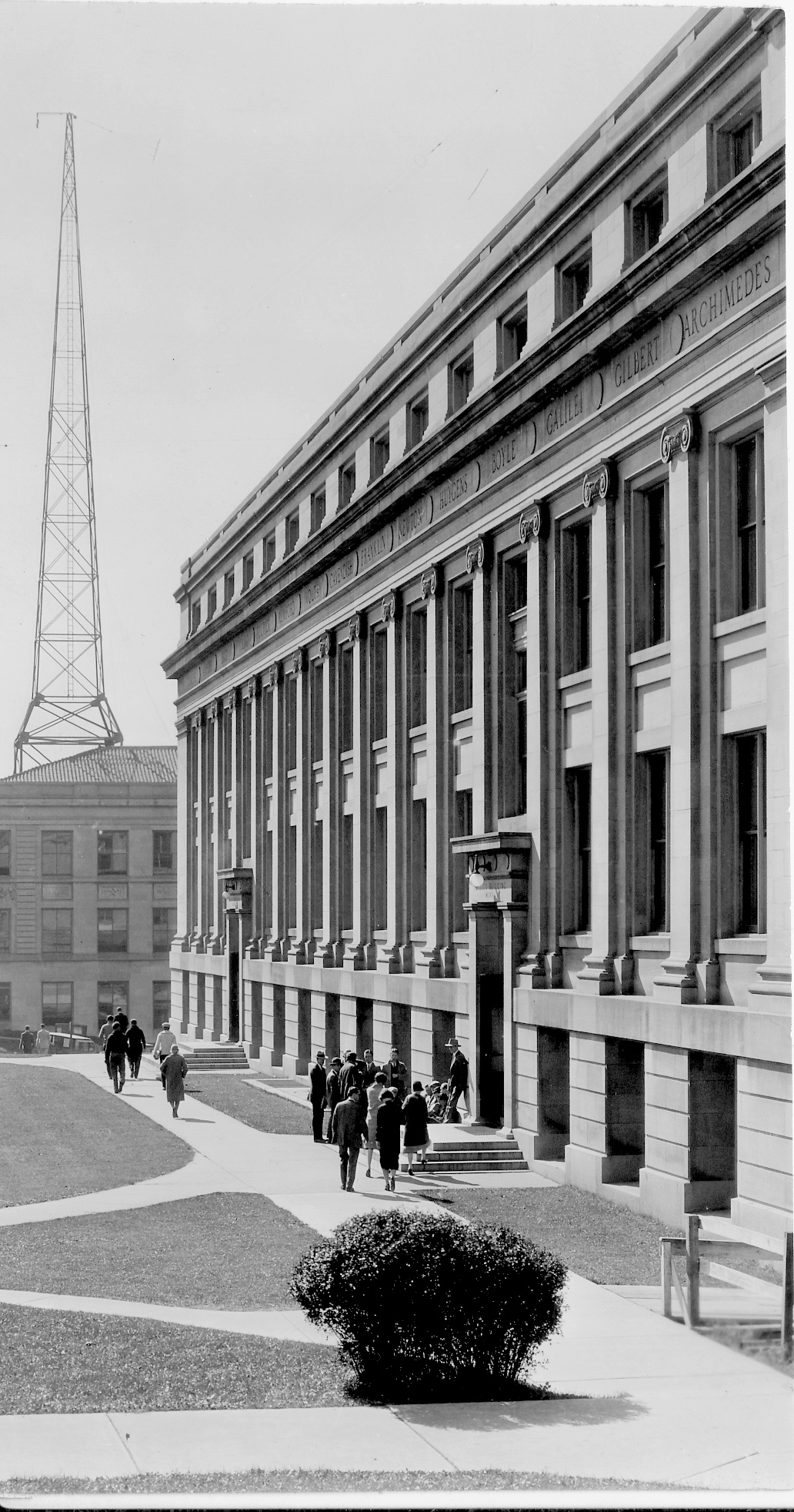 MacLean Hall (MLH) | Mathematics - College of Liberal Arts and Sciences ...